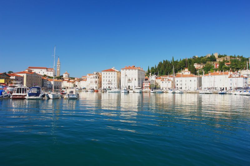 Residence permit in Slovenia - information about the procedure of renewal