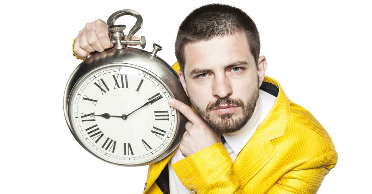 Minimum operating time of the business - is it defined? - Data d.o.o.