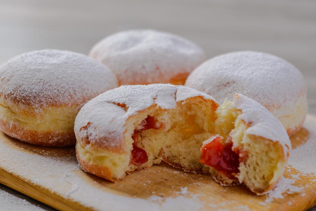 Tudi s krofi in drugimi slaščicami lahko zaslužite - Data d.o.o.