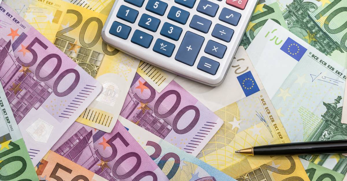 Informativni izračun dohodnine 2024, kateri so pomembni datumi?